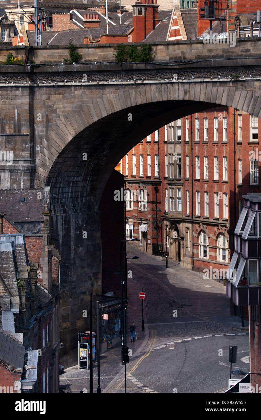 Railway arch above Sandhill, Newcastle upon Tyne Stock Photo - Alamy