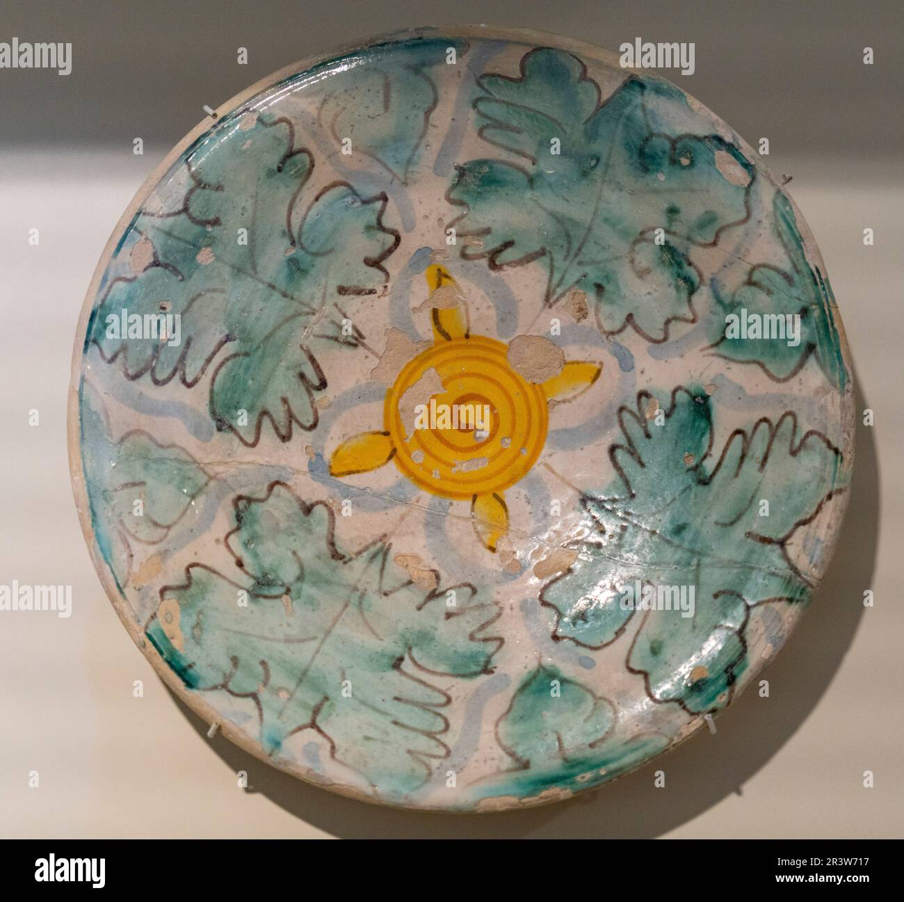 Cultural plate hi-res stock photography and images - Alamy