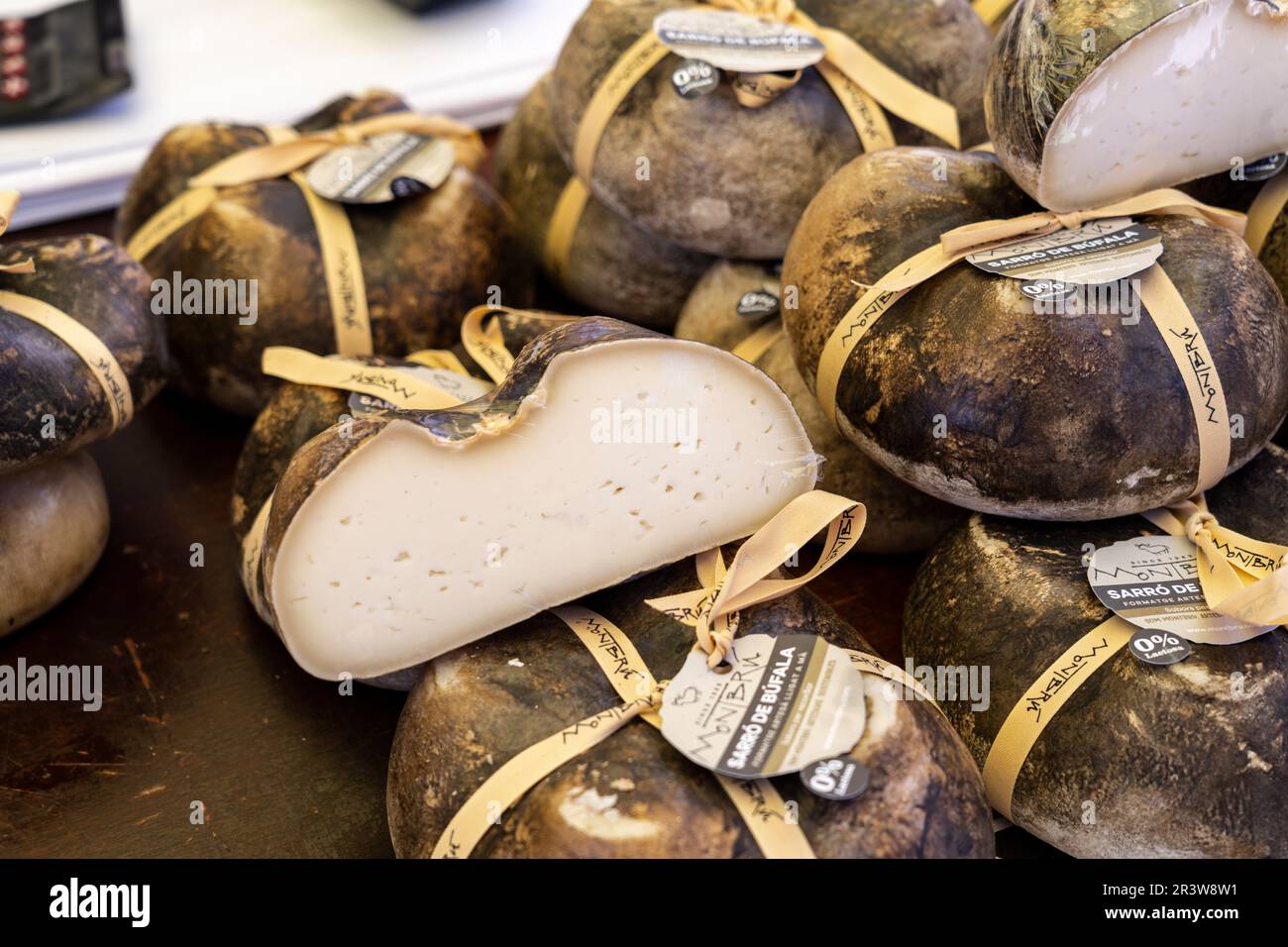 Catalan buffalo cheese Stock Photo - Alamy