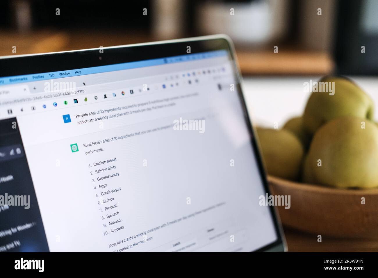 How to Create a Healthy Meal Plan Using ChatGPT. Screen with ChatGPT AI ...