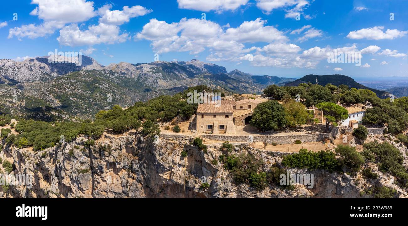 Alaro castle hi-res stock photography and images - Alamy