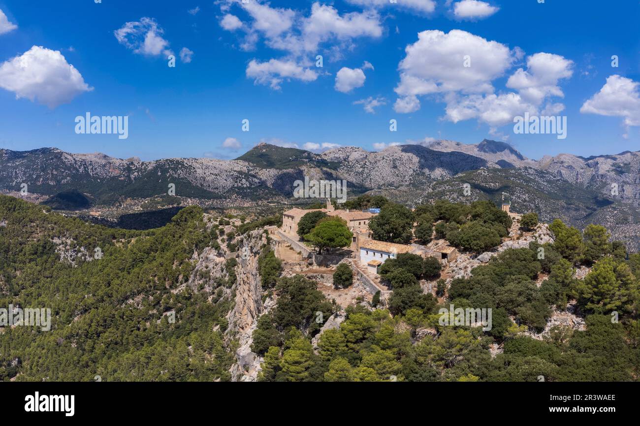Alaro castle hi-res stock photography and images - Alamy
