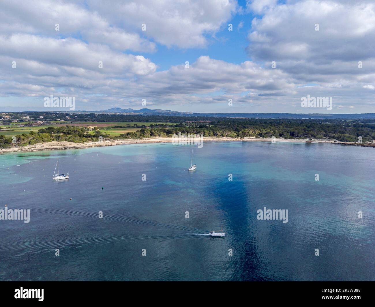 Sailing yacht anchored in front Es DolÃ§ beach Stock Photo - Alamy