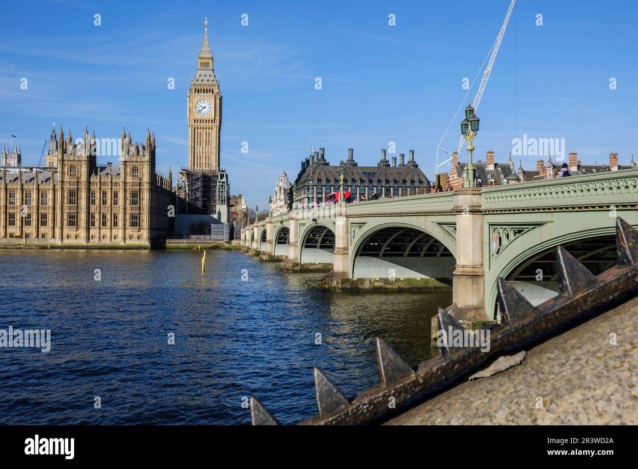 Bridge with inhabited buildings hi-res stock photography and images - Alamy