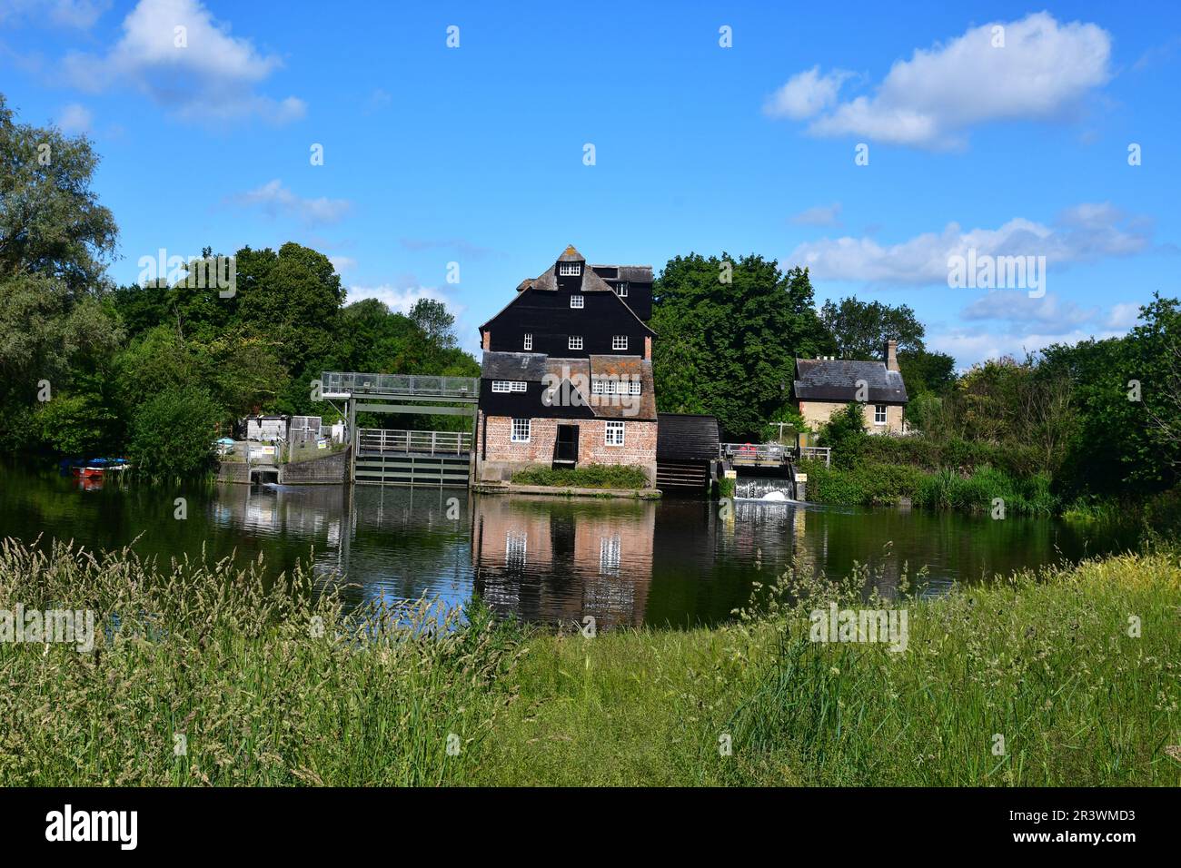 Houghton mill river ouse hi-res stock photography and images - Alamy