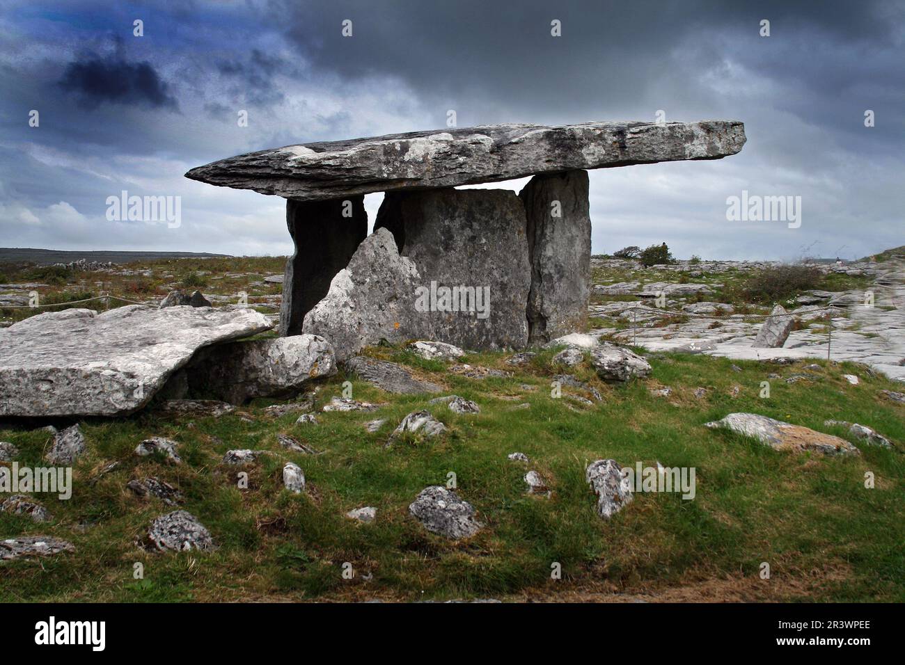 The burren ireland dolmens hi-res stock photography and images - Alamy