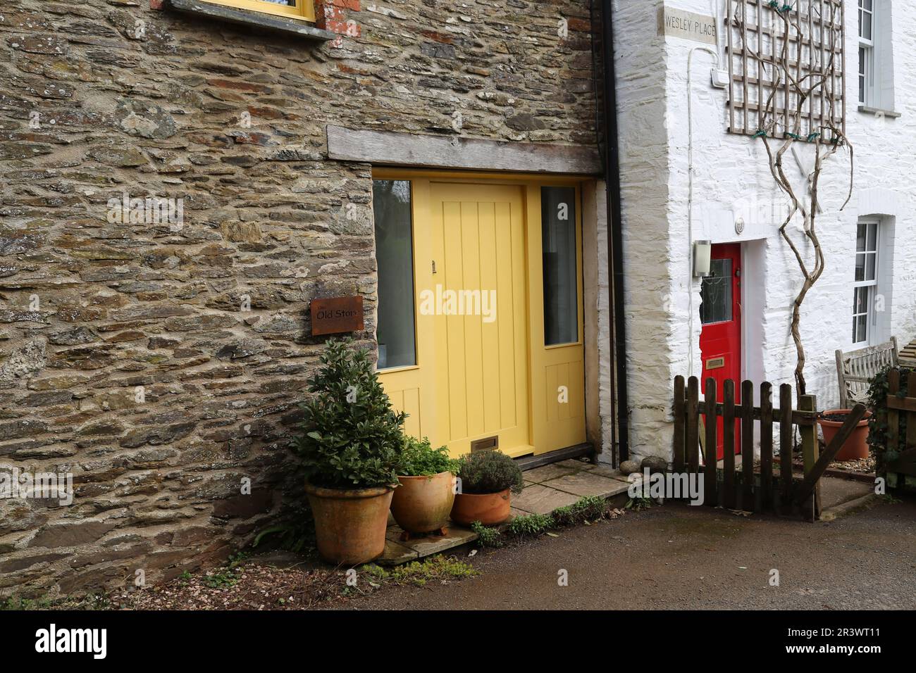 Devon vernacular architecture hi-res stock photography and images - Alamy