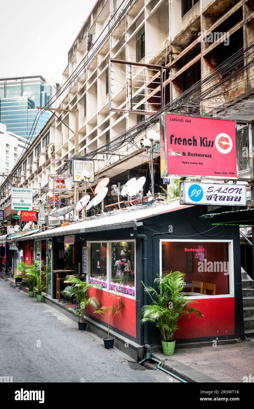 A view of the little road known as Soi 1(street) that make up Patpong ...
