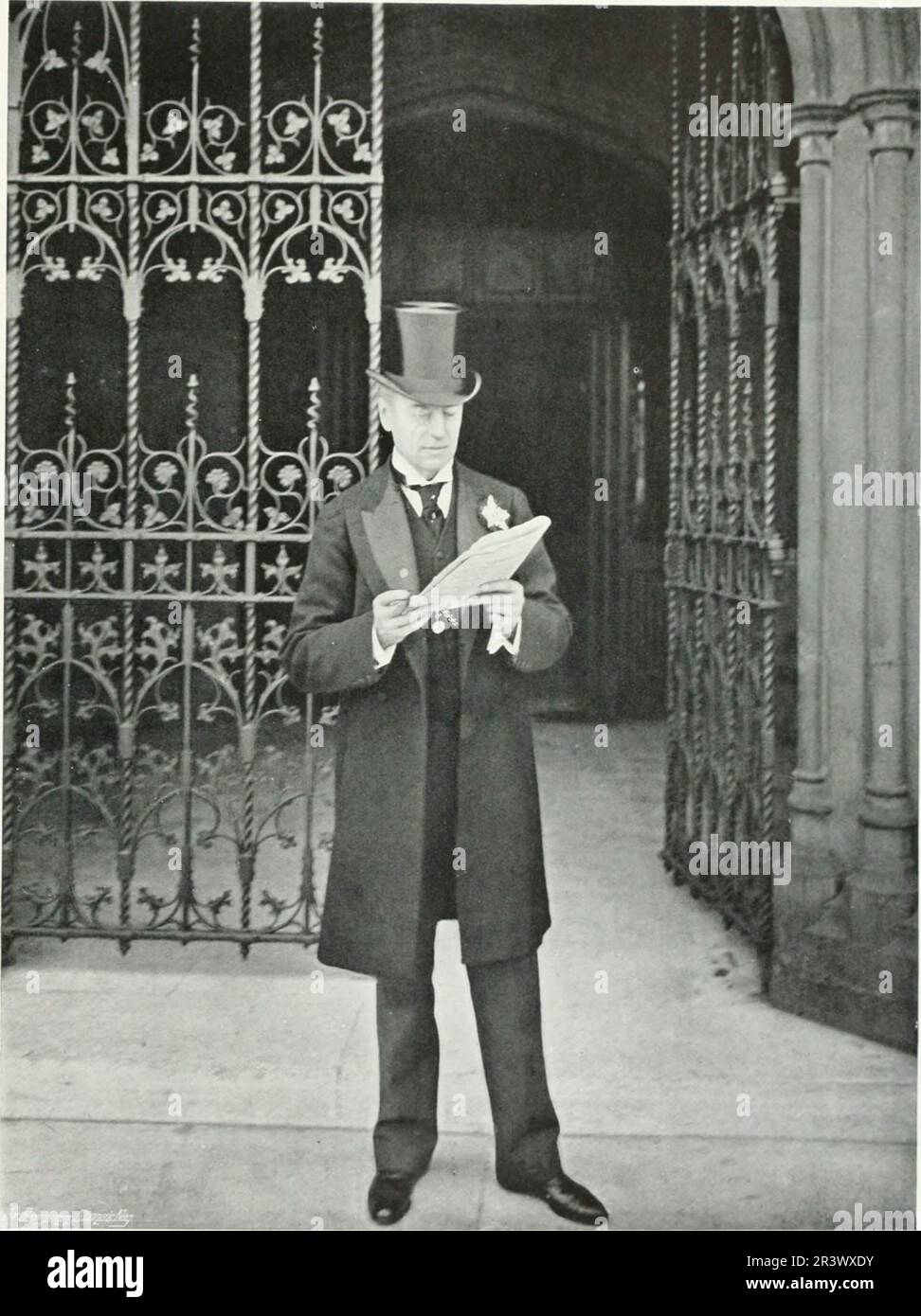 "Sir Benjamin Stone's pictures; records of national life and history ...