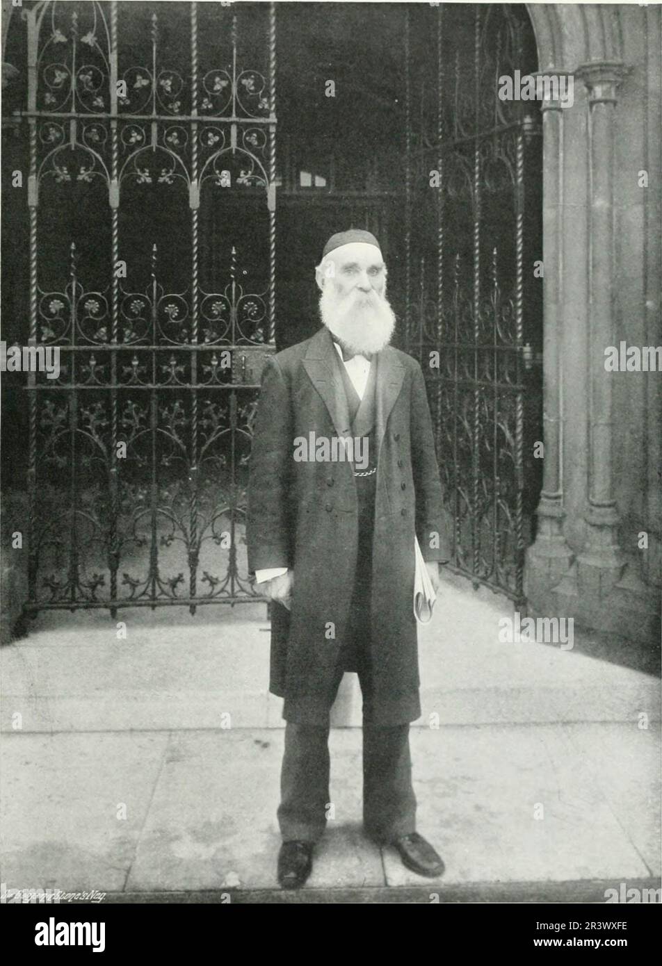 "Sir Benjamin Stone's pictures; records of national life and history ...