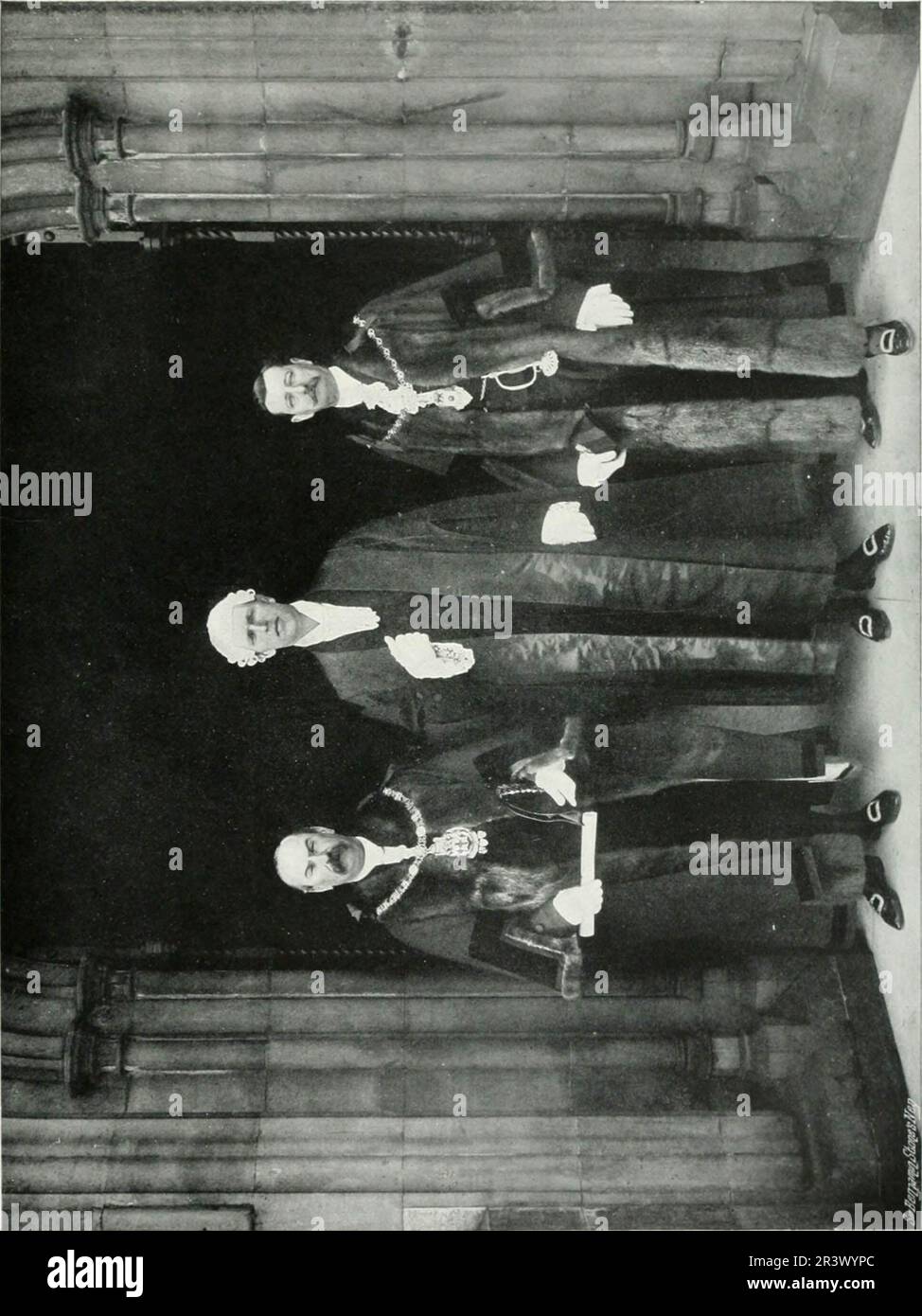 "Sir Benjamin Stone's pictures; records of national life and history ...