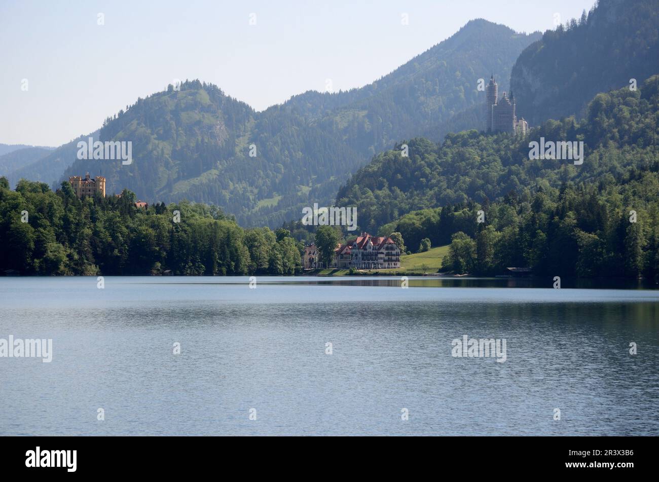 Schloss Hohenschwangau and Schloss Neuschwanstein, Alpsee, Schwangau ...