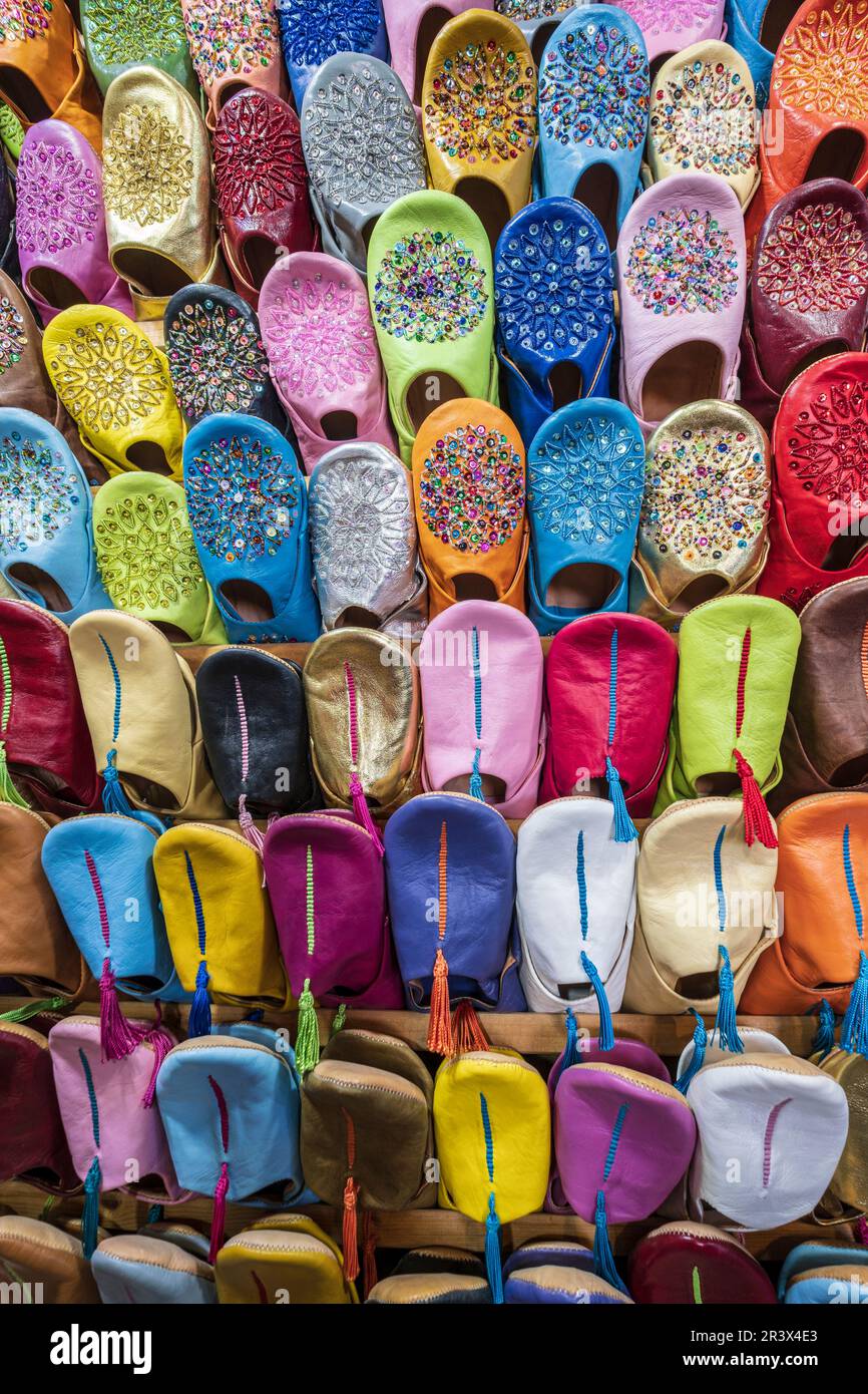 Slippers dyed in different colors in the souk Stock Photo - Alamy