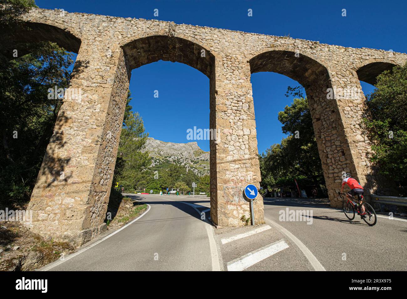 Monumento de la carretera hi-res stock photography and images - Alamy