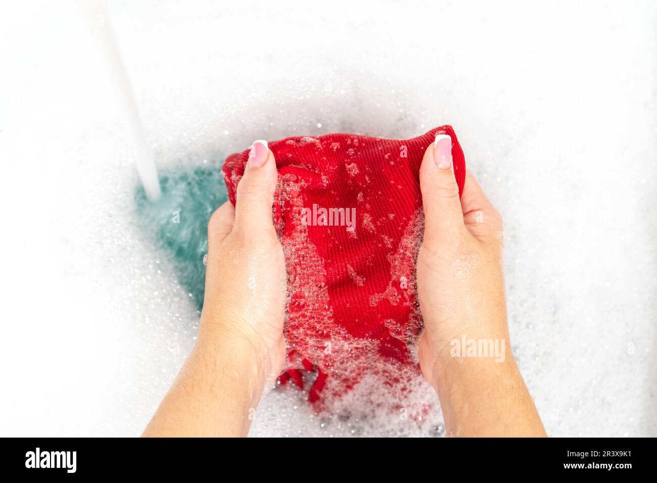 Female hand dirty cotton hi-res stock photography and images - Alamy