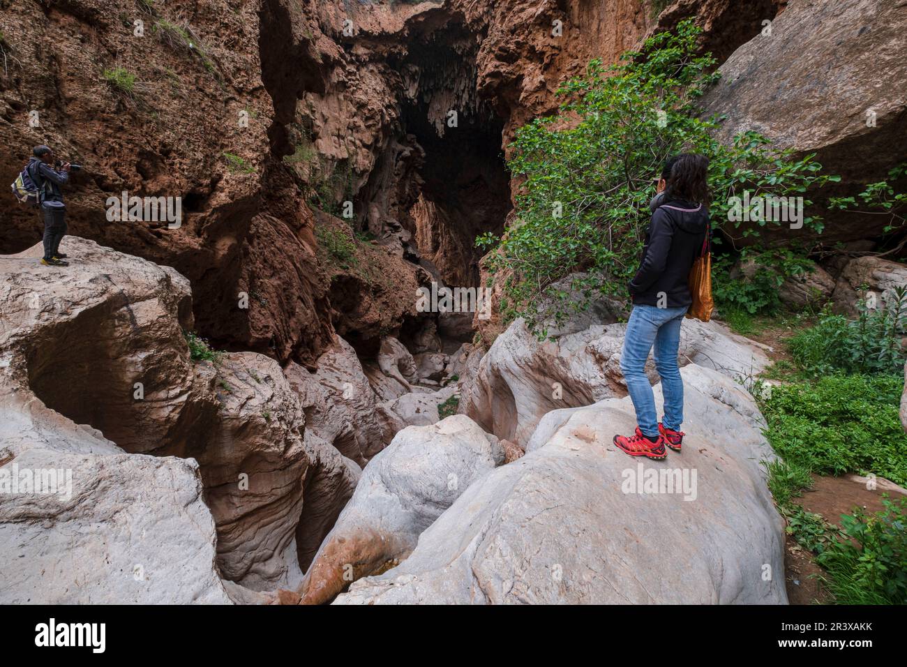 Imi N'Ifri natural bridge, Demnate, Atlas mountain range, morocco ...