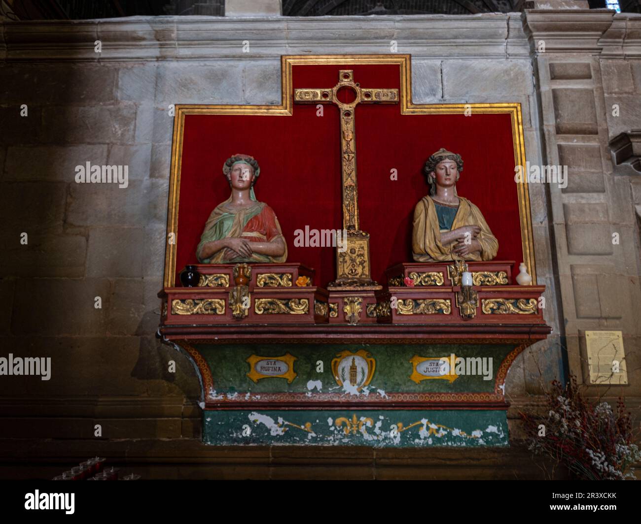 busto relicario de Santa Justa y Santa Rufina, siglo XVI, iglesia de ...