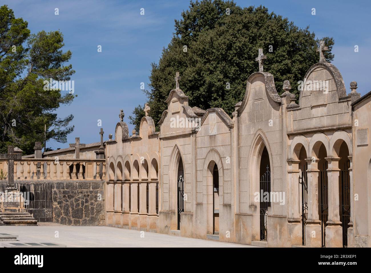 Pantheons hi-res stock photography and images - Alamy