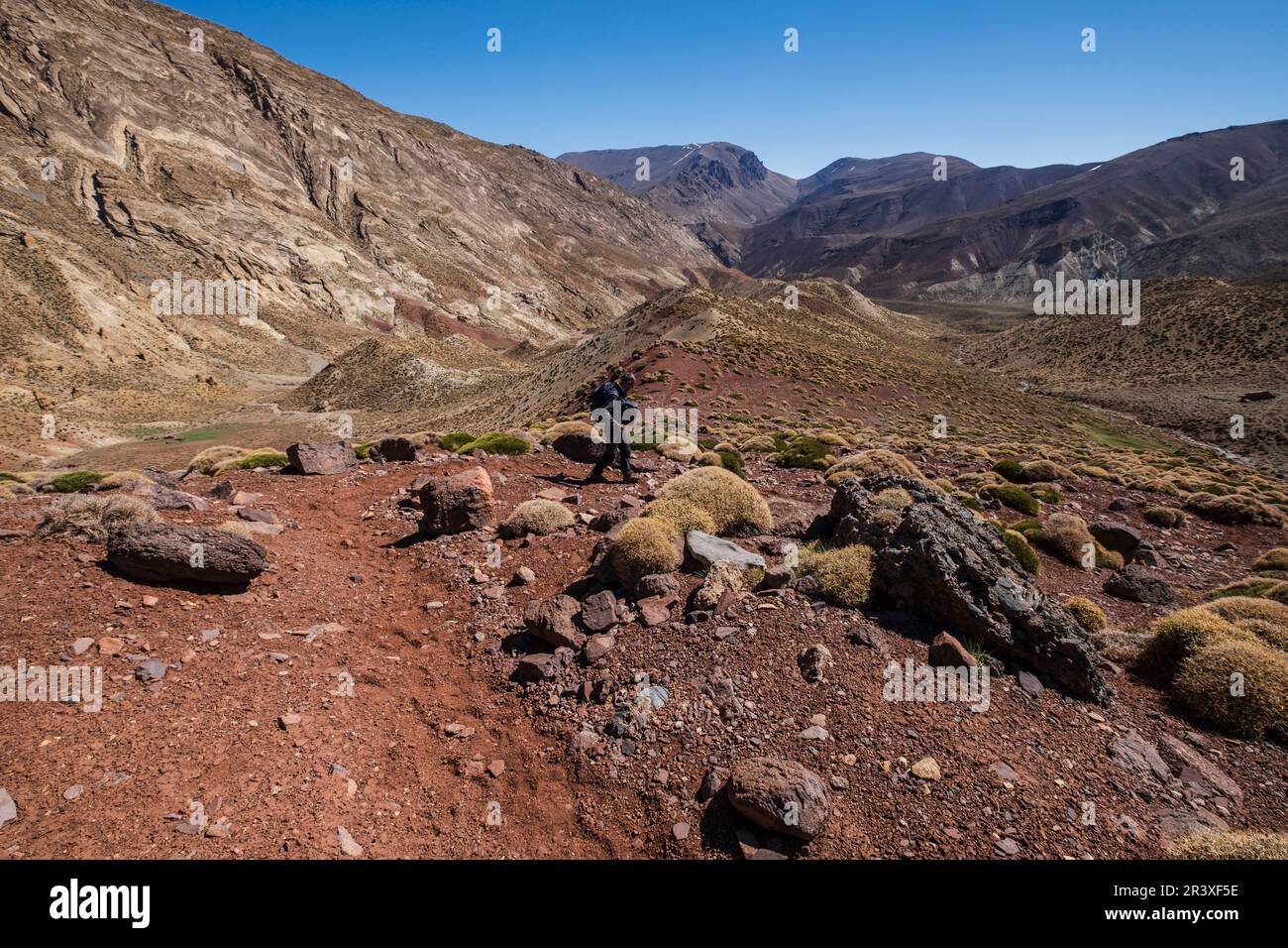Plateau de Tarkeddit descent towards the Arous gorge, MGoun trek, Atlas ...