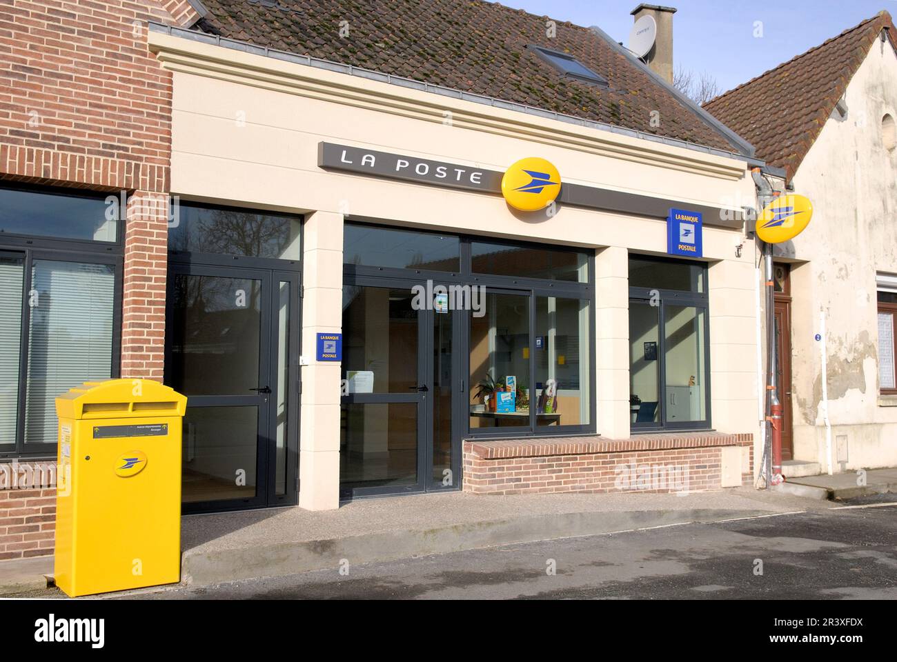 Logos de banque hi-res stock photography and images - Alamy