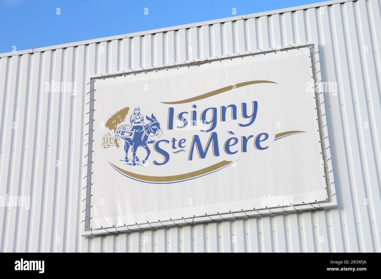 Logo of the Isigny-Sainte-Mere Dairy Cooperative (Normandy, north ...