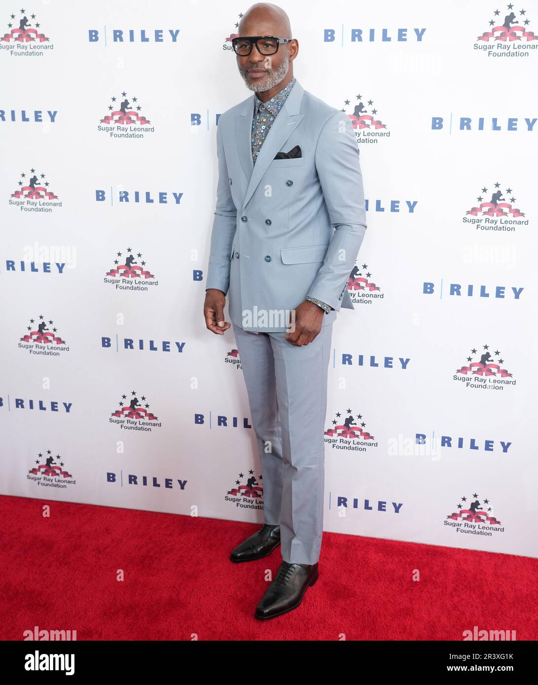 Bernard Hopkins arrives at the 12th Annual Sugar Ray Leonard Foundation ...