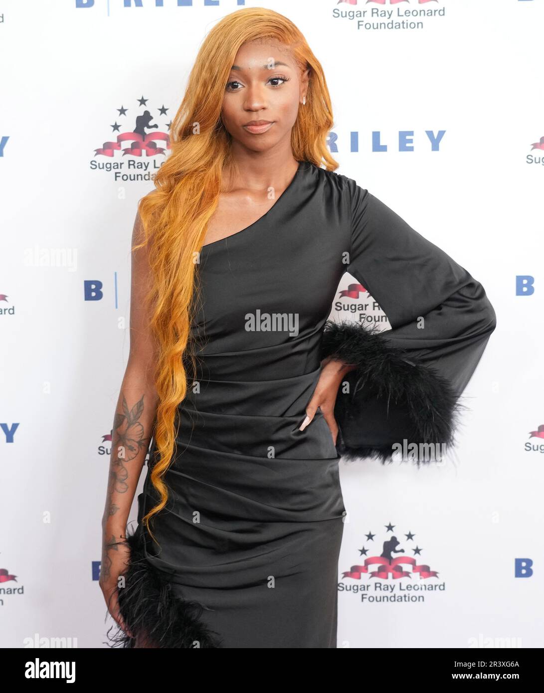 Gabby Samone arrives at the 12th Annual Sugar Ray Leonard Foundation ...