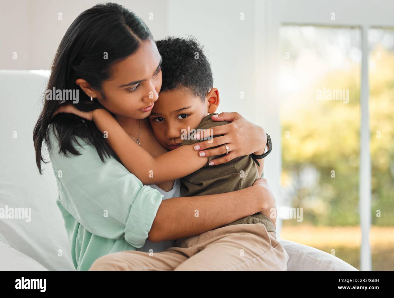 Sick mother hugging children hi-res stock photography and images - Alamy