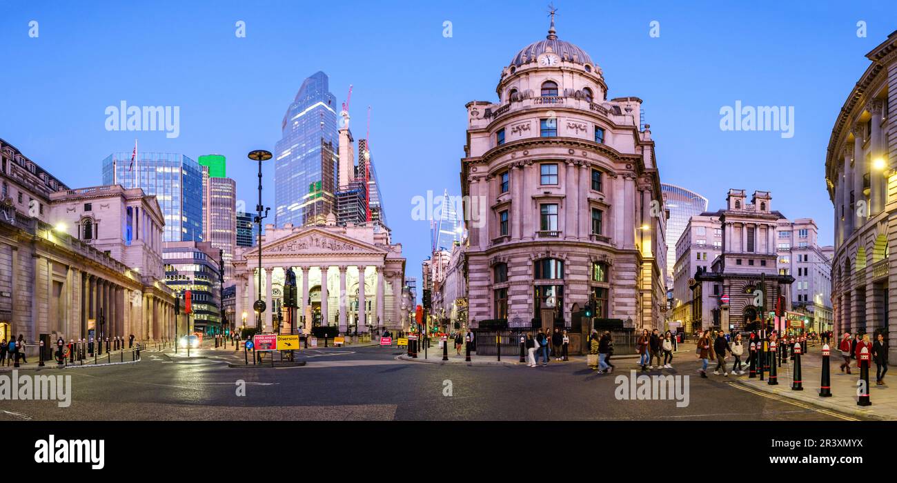 Royal Exchange, founded in the 16th century by the merchant Sir Thomas ...