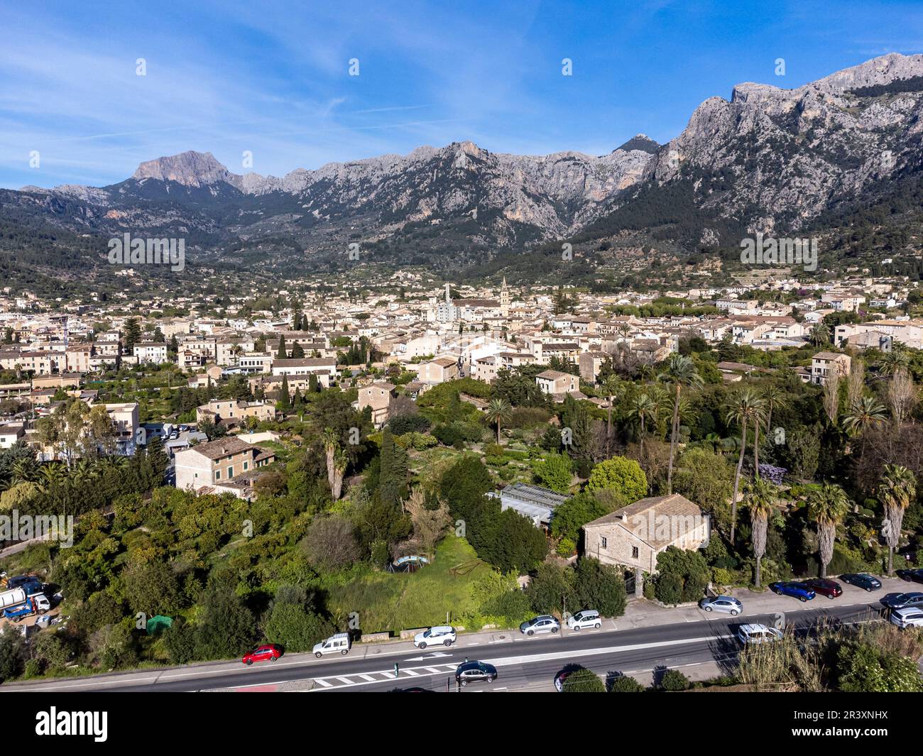Aerial view botanical garden hi-res stock photography and images - Alamy