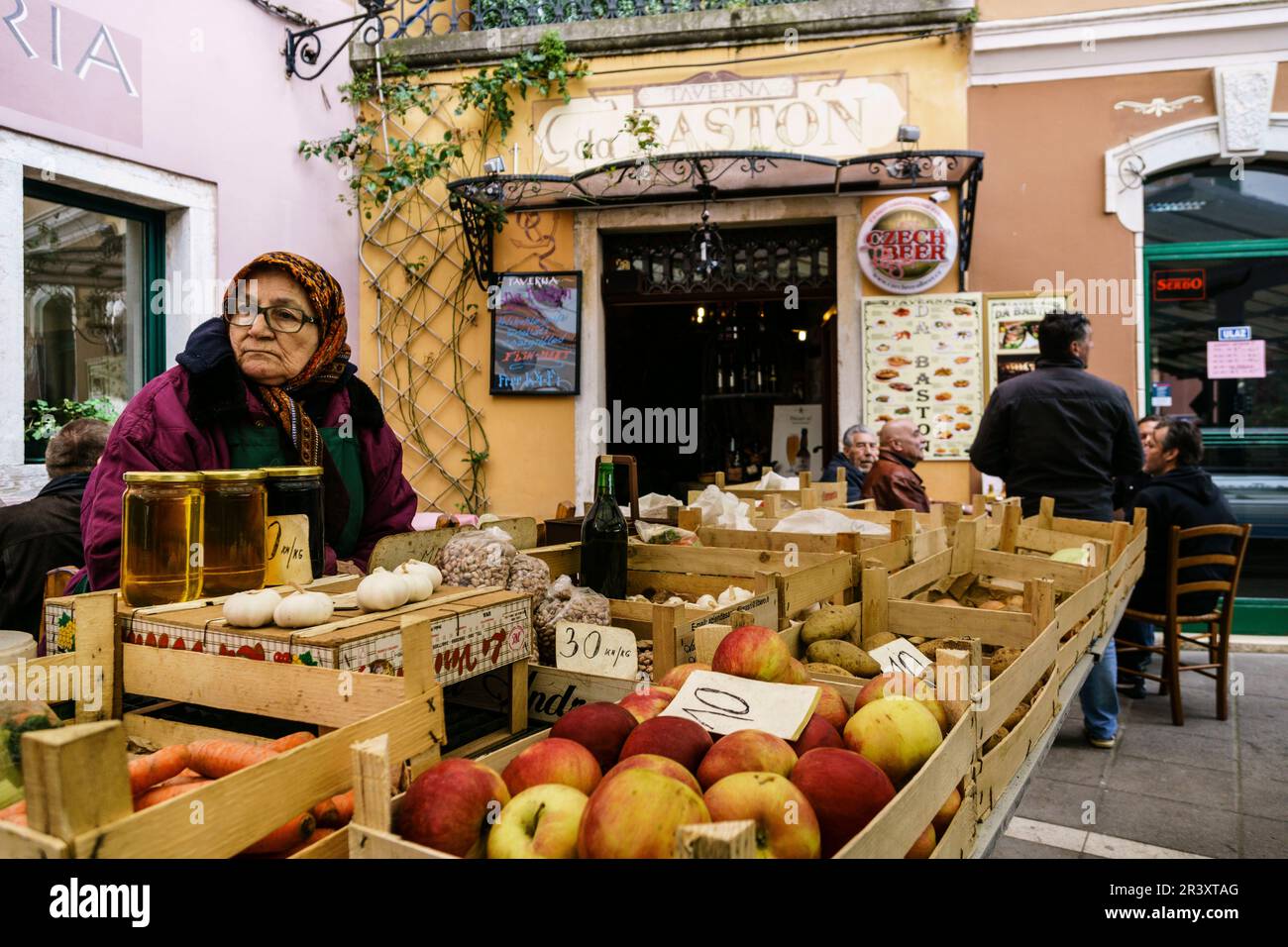 Lugares de fruta hi-res stock photography and images - Alamy