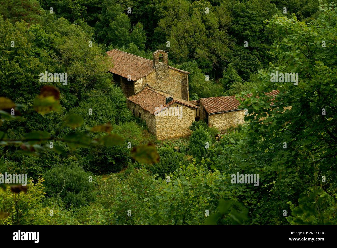 Santuario de Idoia (s.XV-XVI).Isaba.Valle del Roncal. Gran recorrido 11 ...