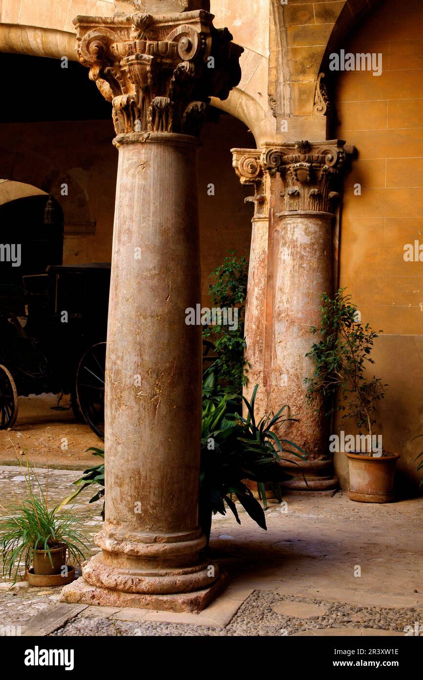 Columnas de entasis hi-res stock photography and images - Alamy
