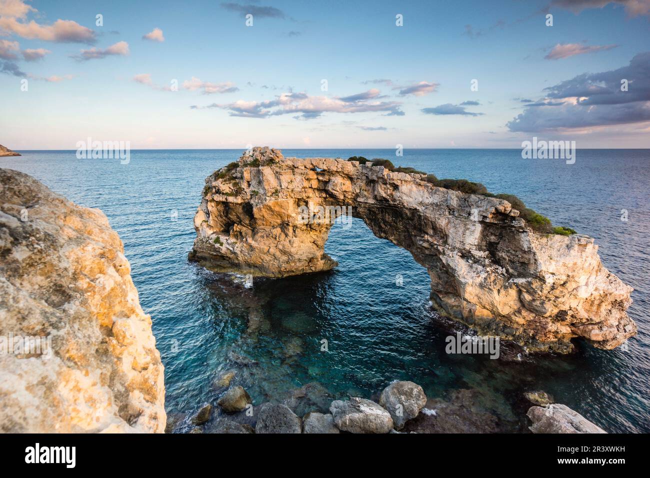 arco natural de roca Es Pontas,Santanyí,islas baleares, Spain Stock ...