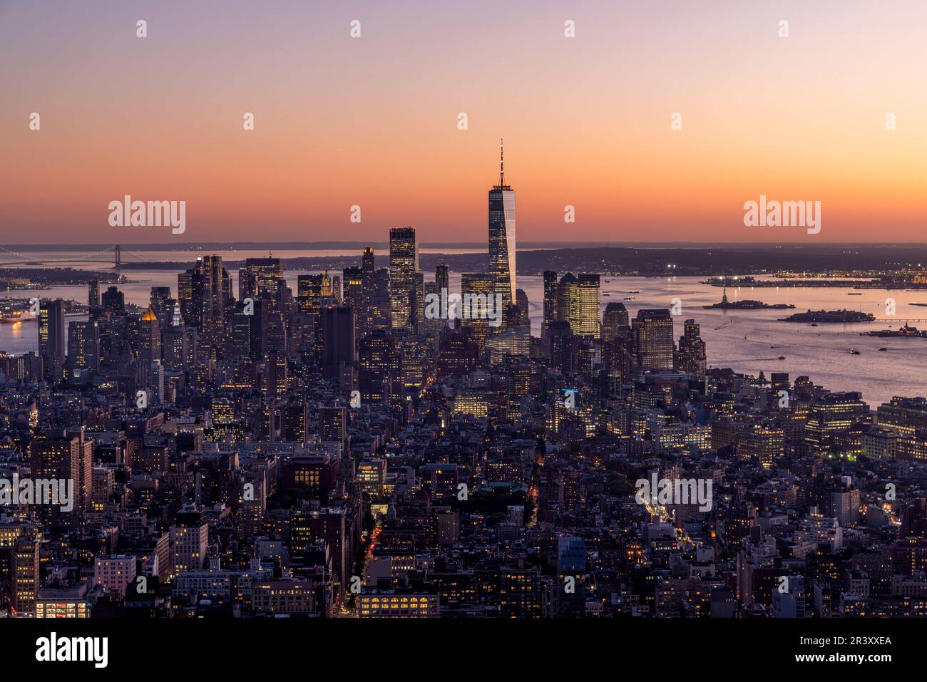 New York City skyline. Manhattan sunset skyscrapers panorama Stock ...