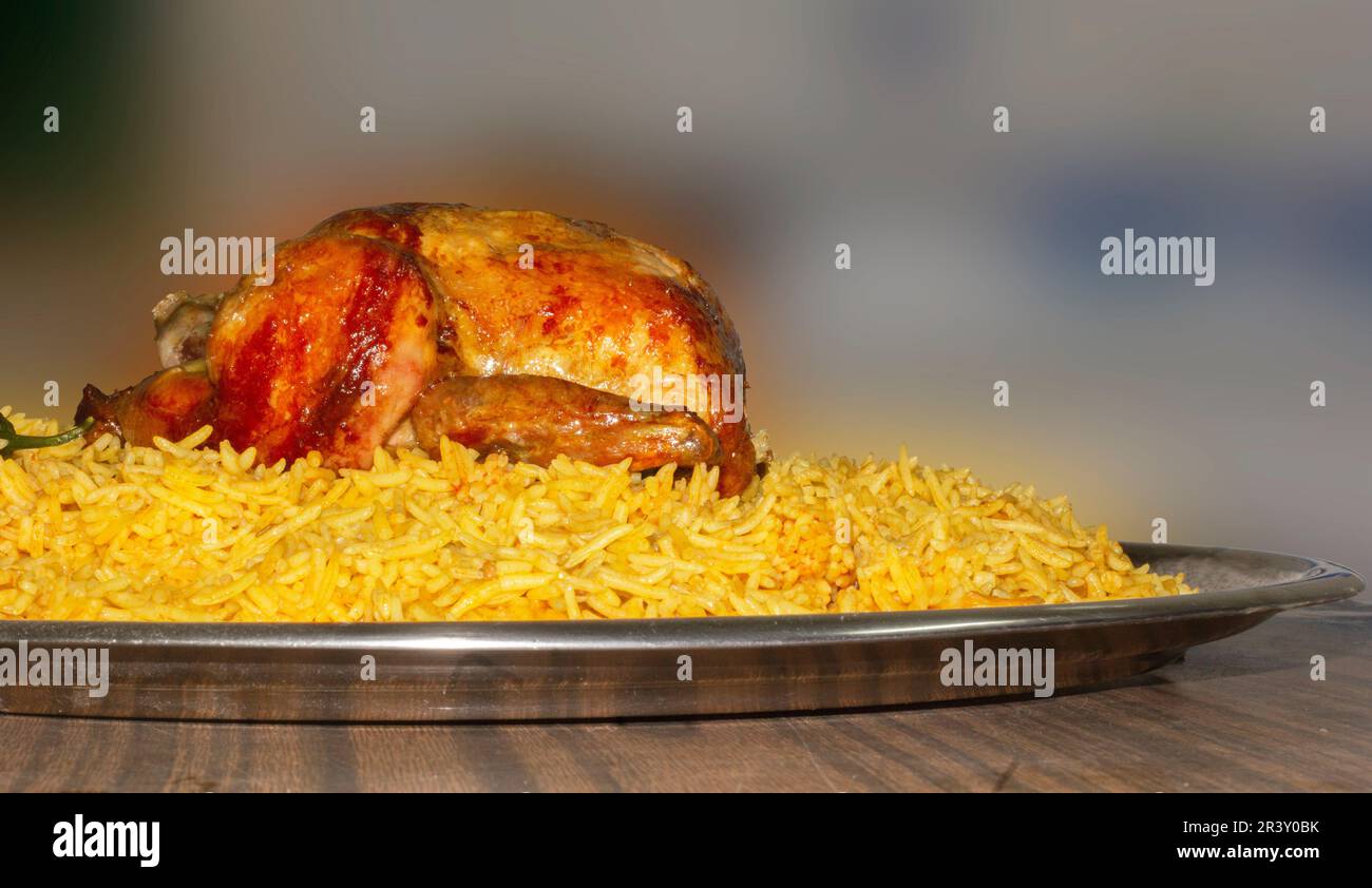 chicken Kabsa - mixed rice dishes that originate in Yemen. Middle ...