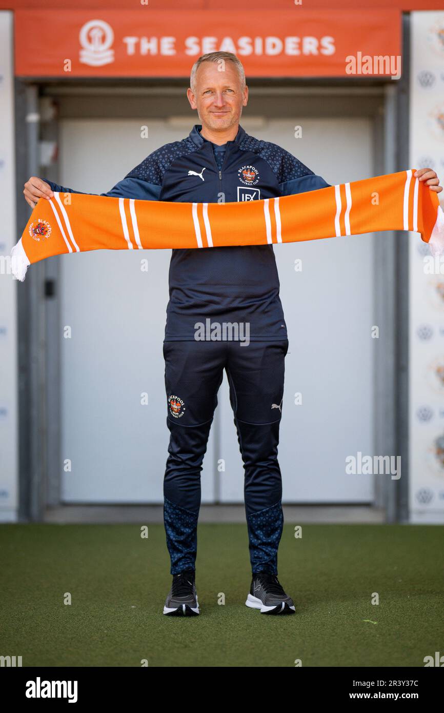 Blackpool re-appoint Neil Critchley as head coach on a four year ...