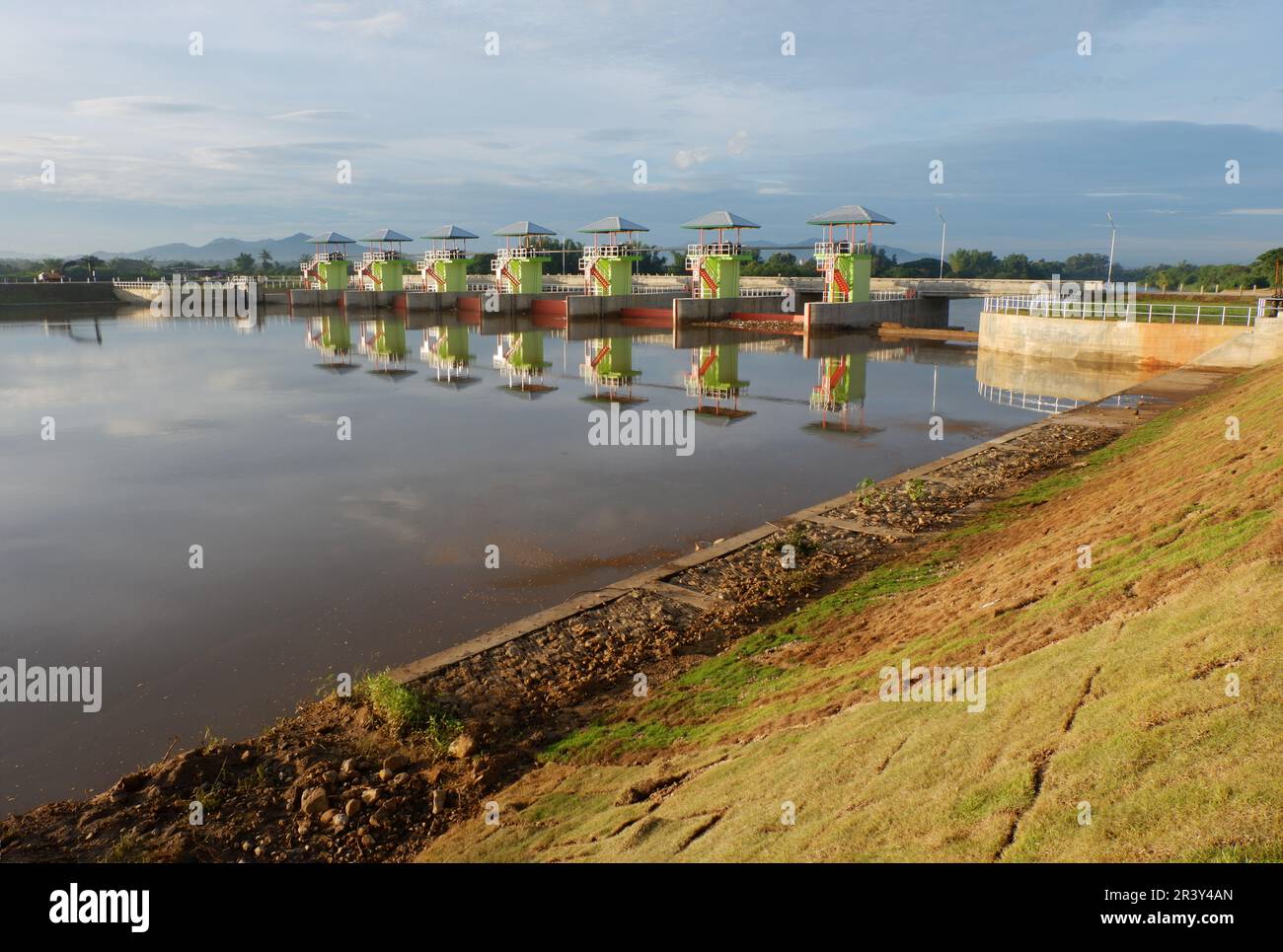 Floodgate at Ping River in Chiang-Mai, Thailand Stock Photo - Alamy