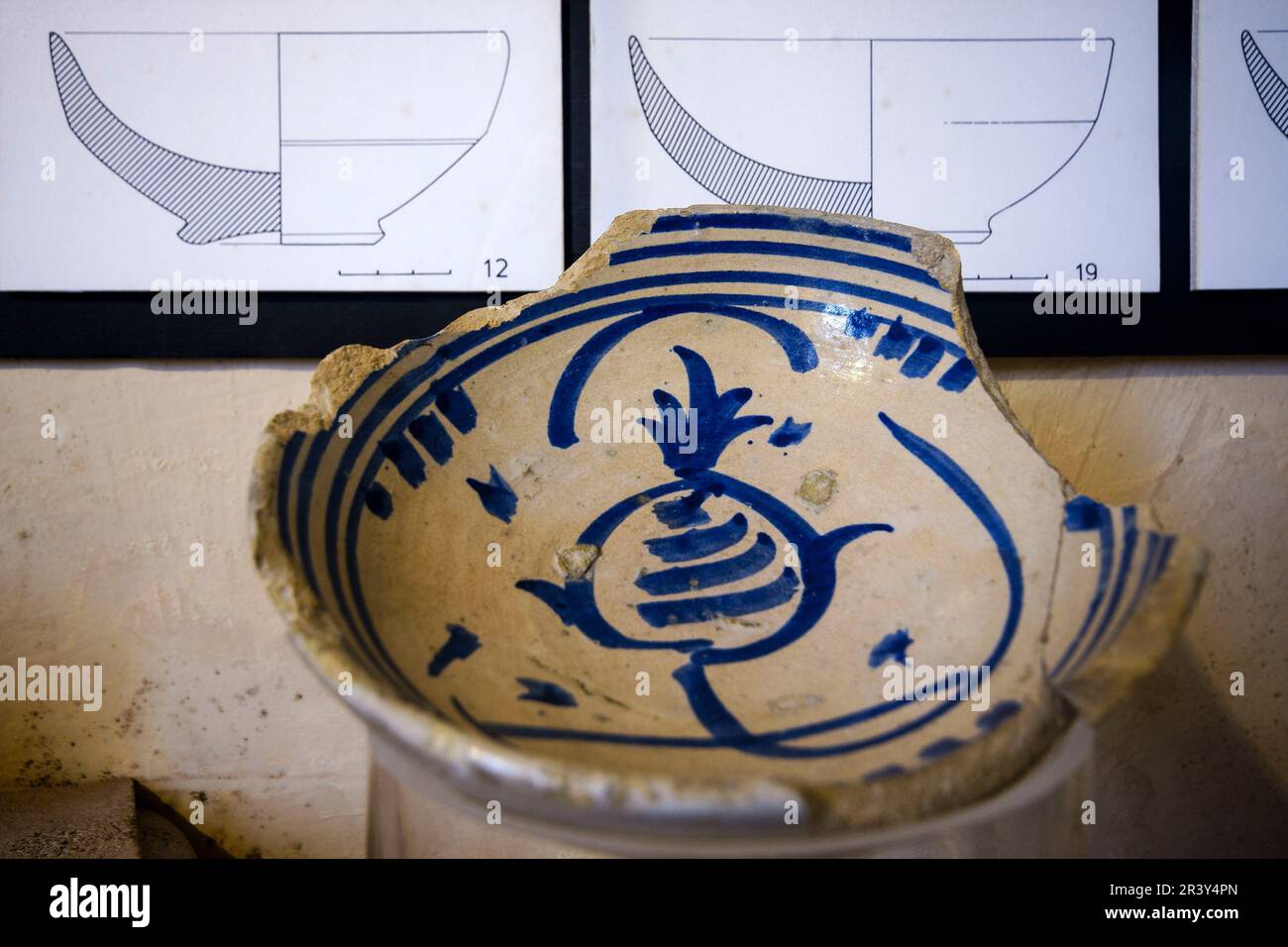 Sineu. Escudillas liturgicas(sXIV-XVII Stock Photo - Alamy