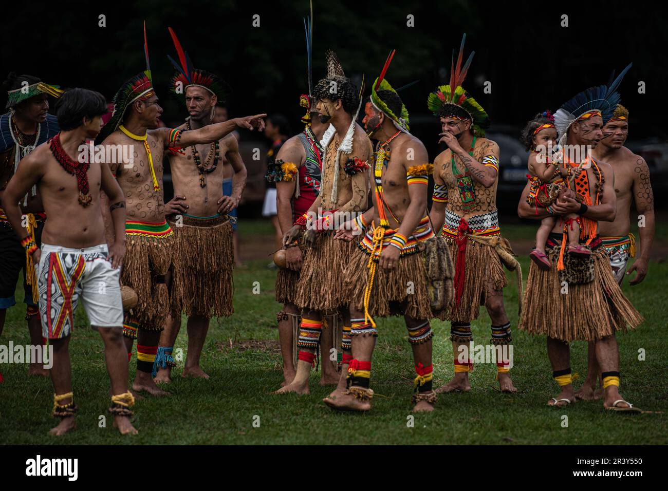 Brazil indigenous games hi-res stock photography and images - Alamy