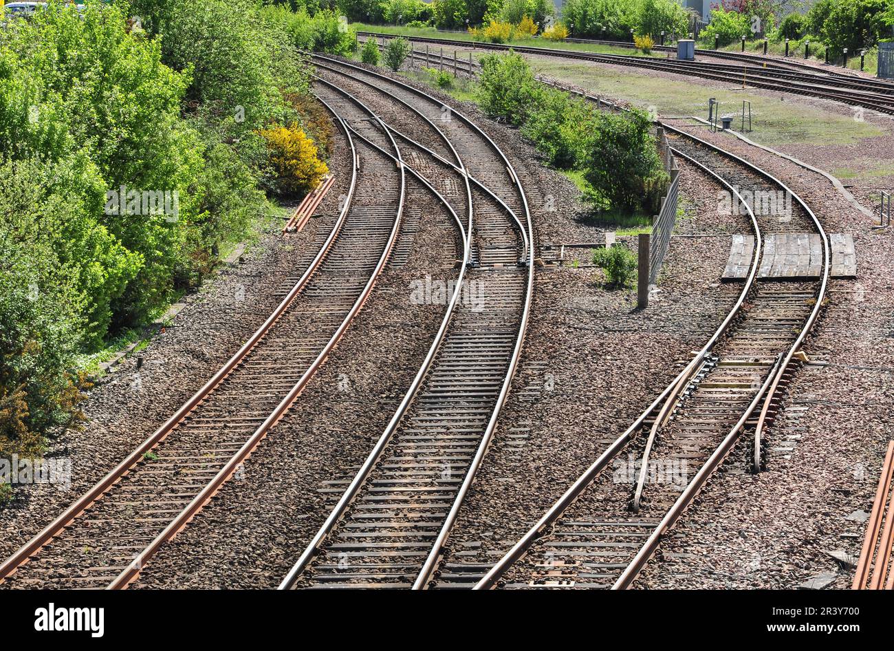 Catch points protecting a through line with crossover points in ...