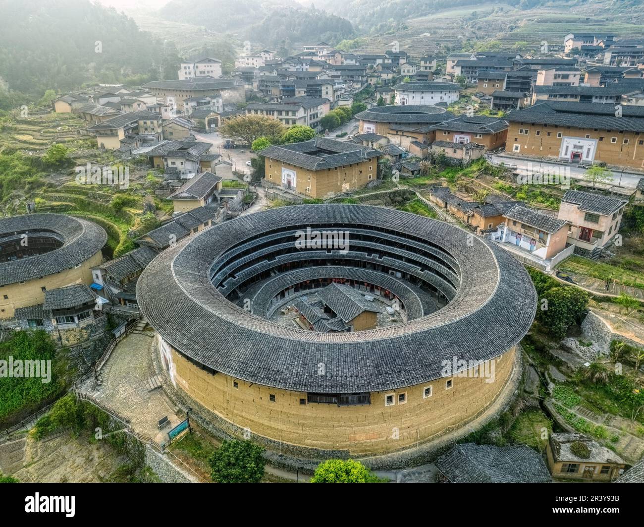Fujian Earthen Structure, rural dwellings in the Fujian region of China ...