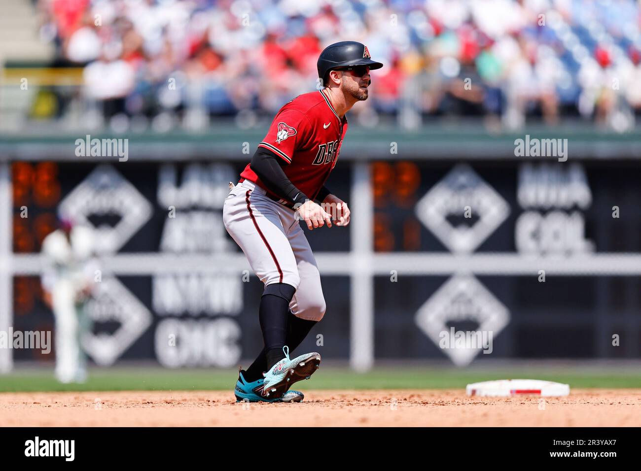 PHILADELPHIA, PA - MAY 24: Evan Longoria #3 of the Arizona Diamondbacks ...
