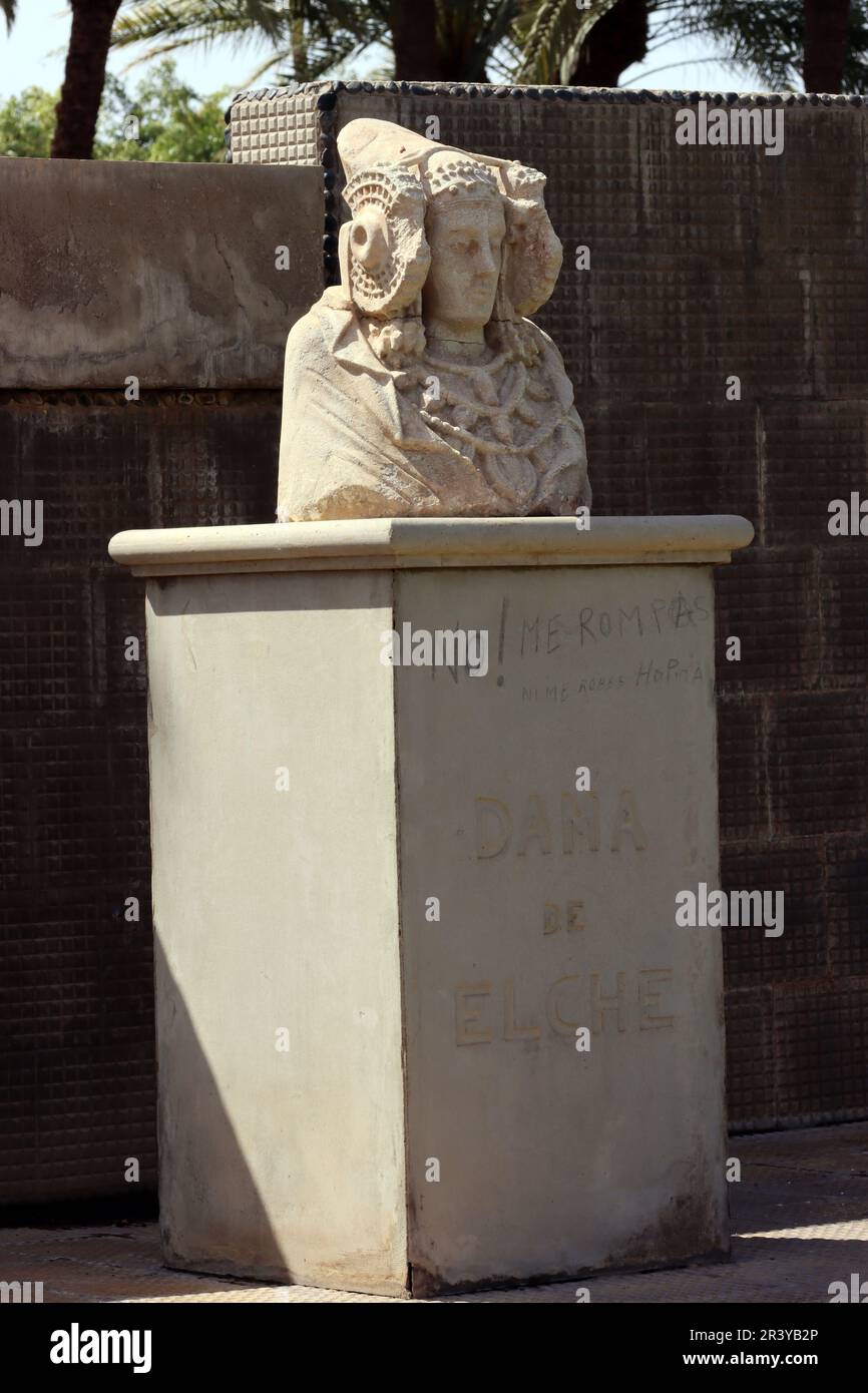 Dama de Elche bust, replica of the original from the National ...
