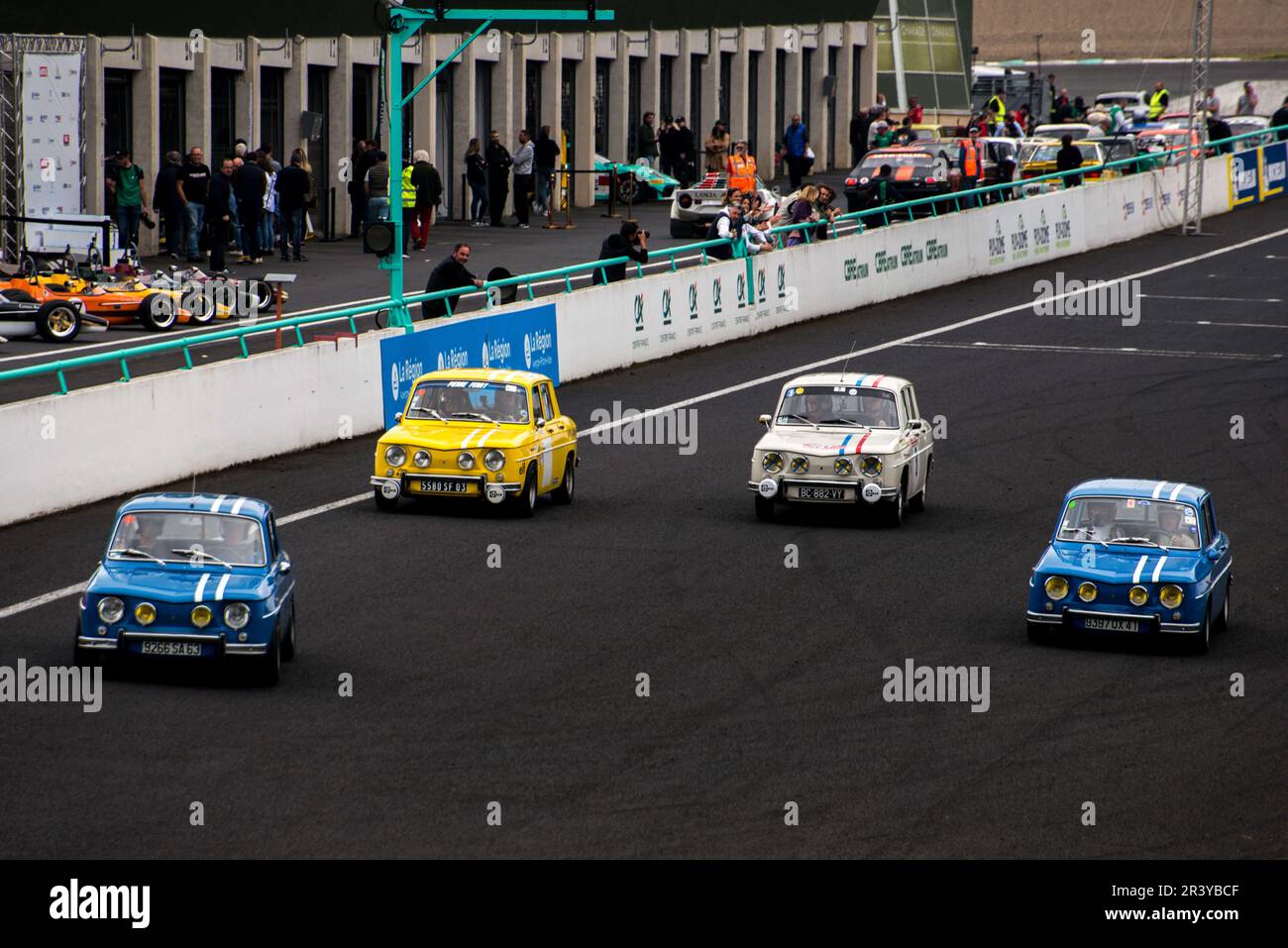 In the heart of the Puys chain in Auvergne, the Charade circuit ...