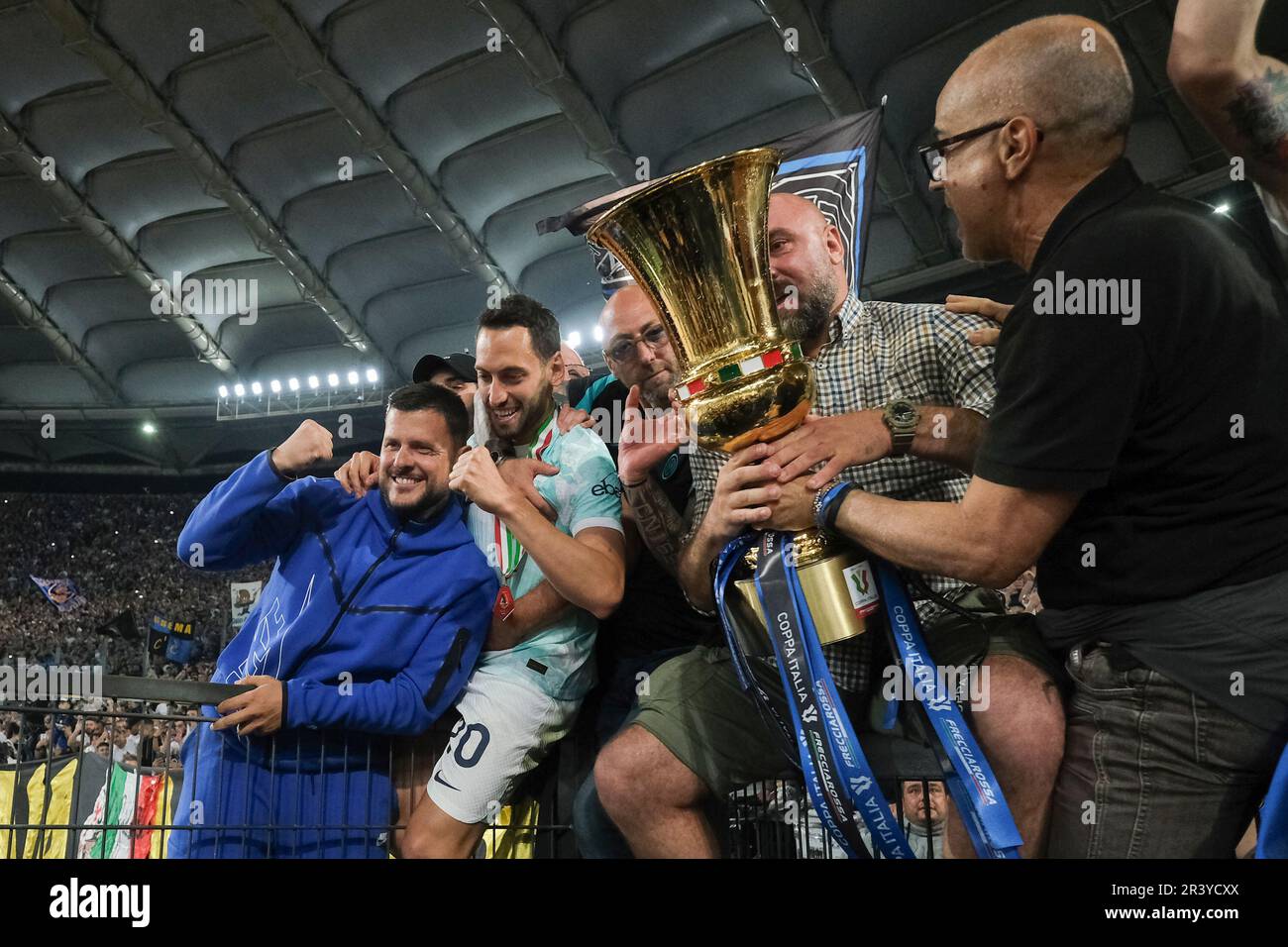 Inter wins the Italian Cup 2023, InterÕs Turkish midfielder Hakan ...