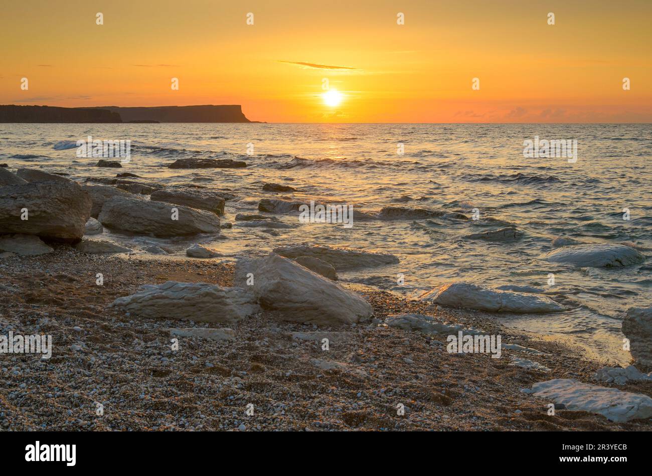 Vibrant stunning sea sunset hi-res stock photography and images - Alamy