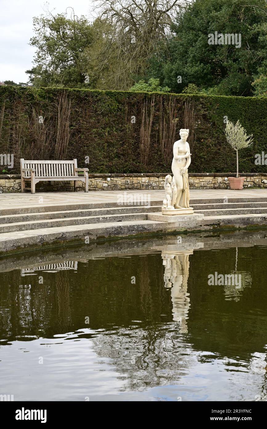 Statue and pond in Half Moon Lawn at Hever Castle, the childhood home ...