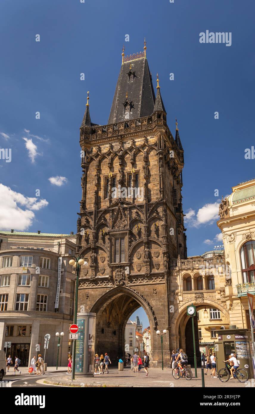 PRAGUE, CZECH REPUBLIC - Powder Tower, a gothic city gate tower in Old Town Stock Photo - Alamy