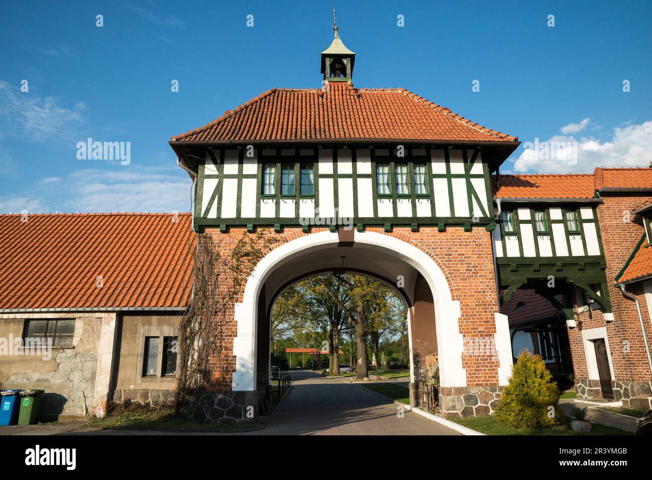 Kadien hi-res stock photography and images - Alamy